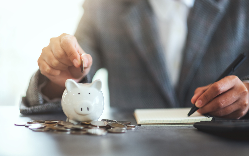 Money Saving Tips How To Cut Everyday Expenses And Keep More Cash In Money Saving Tips How To Cut Everyday Expenses And Keep More Cash In
